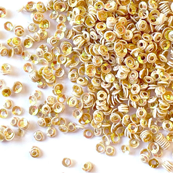 Sequins - Cup - Circle - 2mm - Cream with Multi Lights (S6) - Colour ...